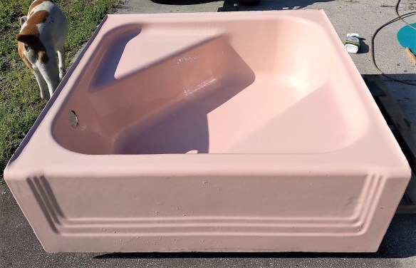 ***SOLD*** Neo-Angle (Cinderella) Tub! | Suncoast Vintage Bathroom Supplies