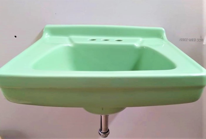 Suncoast Vintage Bathroom Supplies | MCM Bathroom Fixtures, 20th ...
