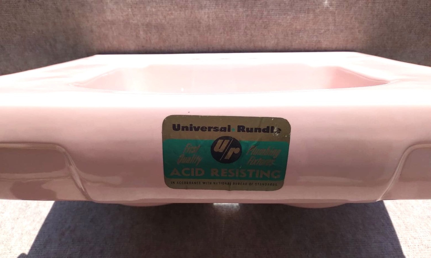 Suncoast Vintage Bathroom Supplies | MCM Bathroom Fixtures, 20th ...