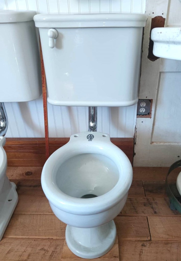 Complete Toilets | Suncoast Vintage Bathroom Supplies
