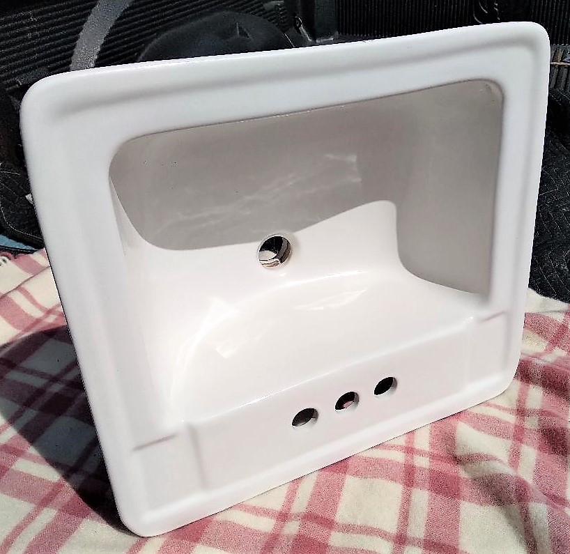 Suncoast Vintage Bathroom Supplies | MCM Bathroom Fixtures, 20th ...