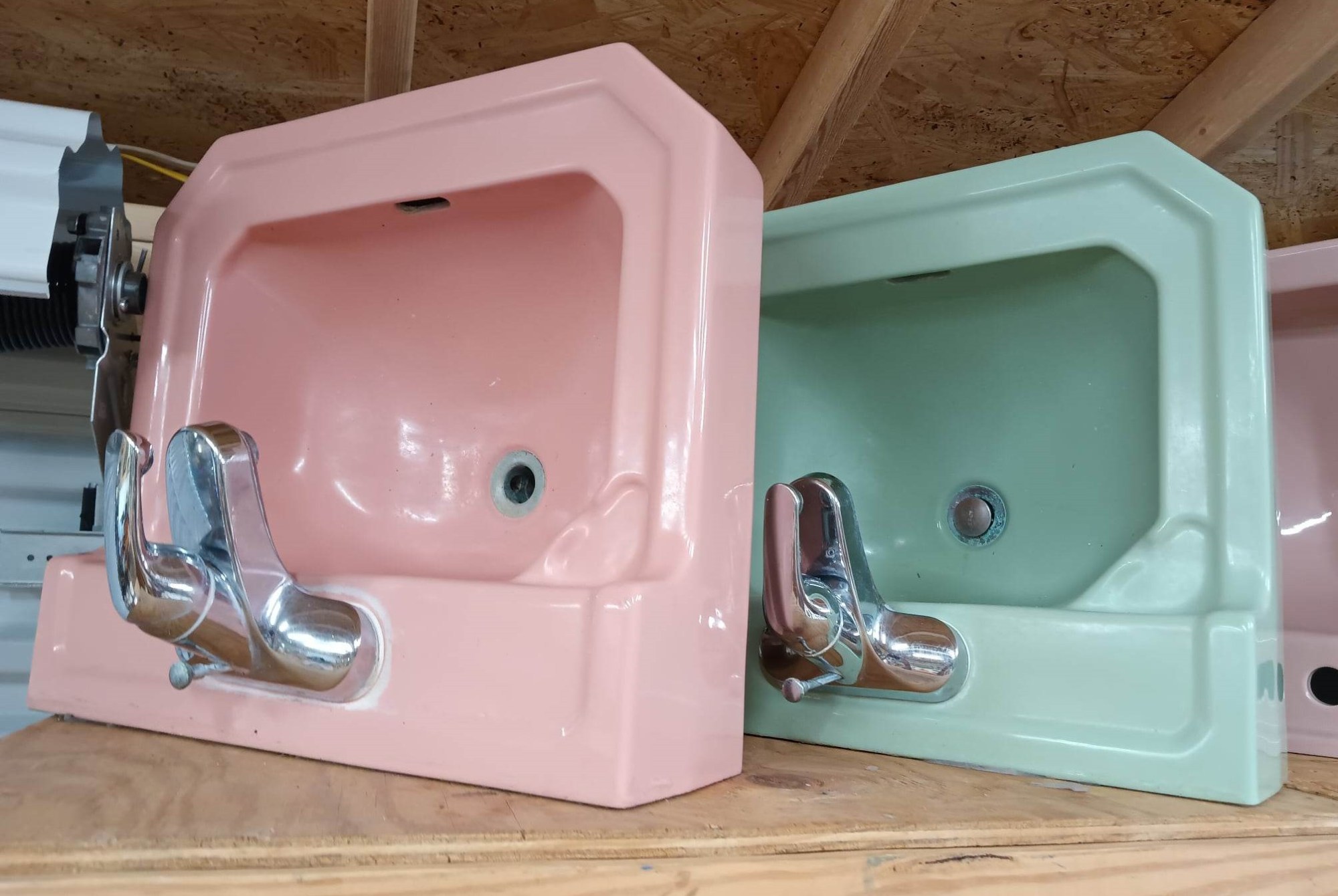 Suncoast Vintage Bathroom Supplies | MCM Bathroom Fixtures, 20th ...