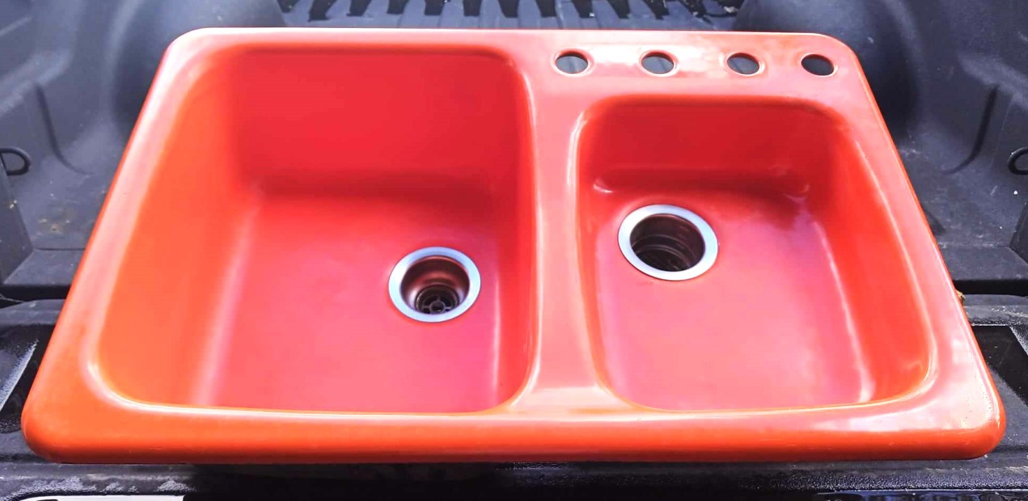 Suncoast Vintage Bathroom Supplies | MCM Bathroom Fixtures, 20th ...